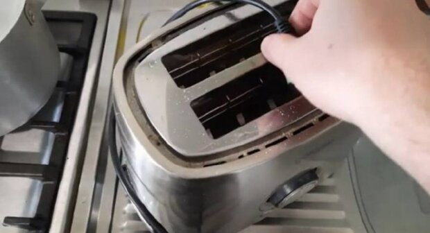 Як очистити тостер за допомогою чотирьох лайфхаків Читайте на Ukr Net