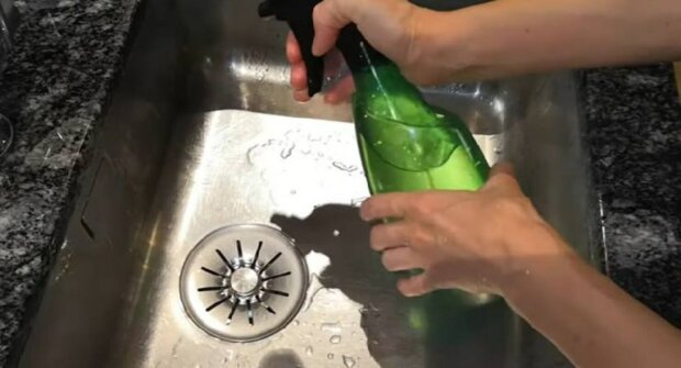 Сантехніки розповіли як очистити та продезінфікувати раковину з нержавіючої сталі Читайте на