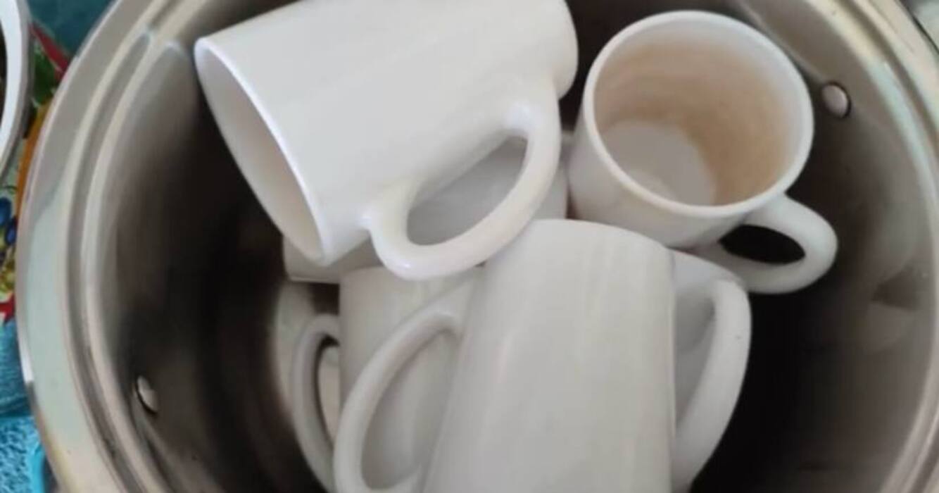 Як видалити стійкі плями від чаю та кави на чашках дієві поради Politeka